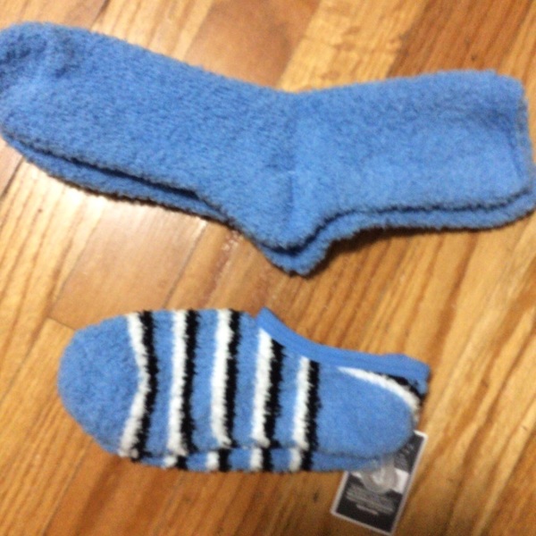 Free Two Pairs Of Soft Socks Lowhigh Cut 06 Other Womens Clothing Auctions
